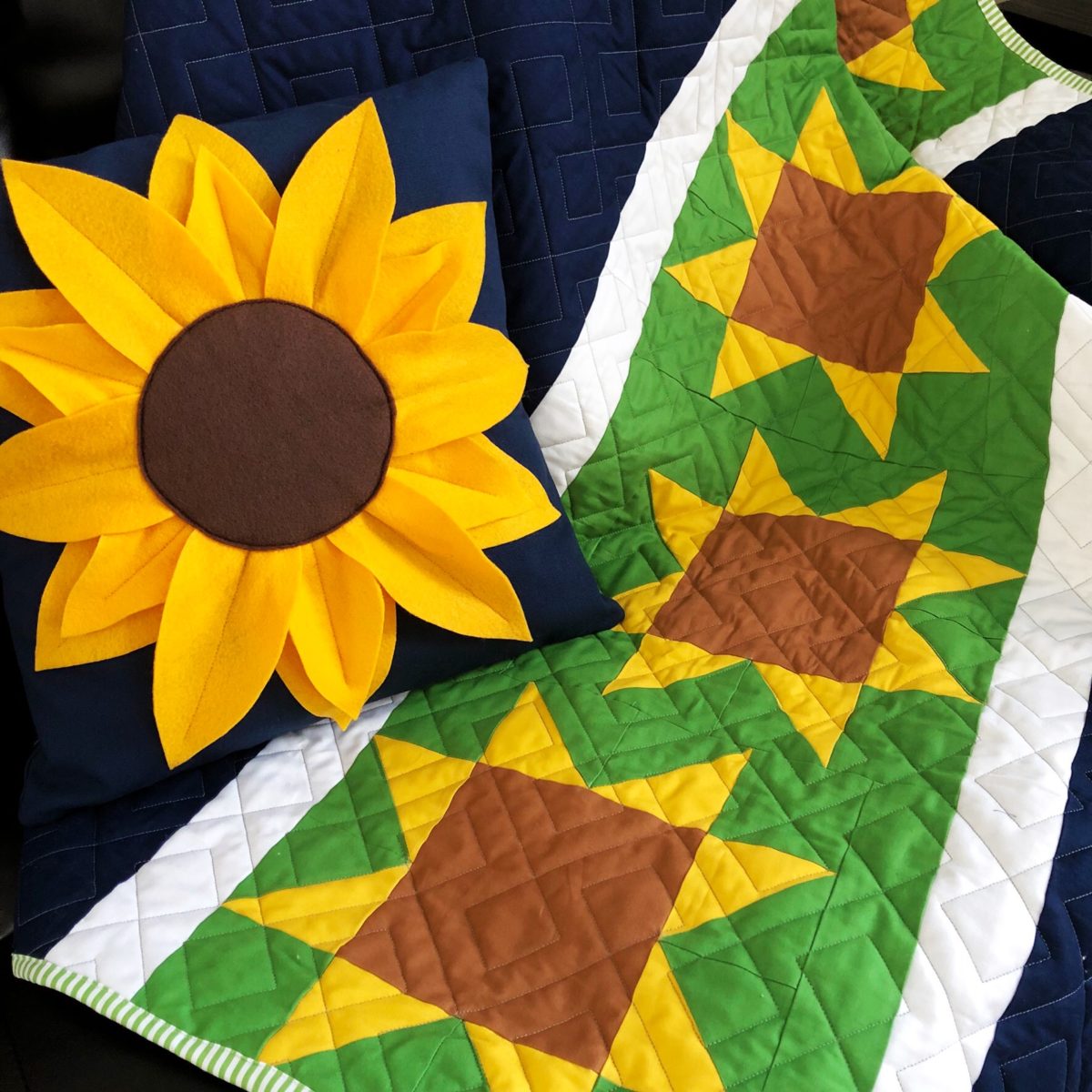Sunflower Quilt Pattern - Simple Simon and Company