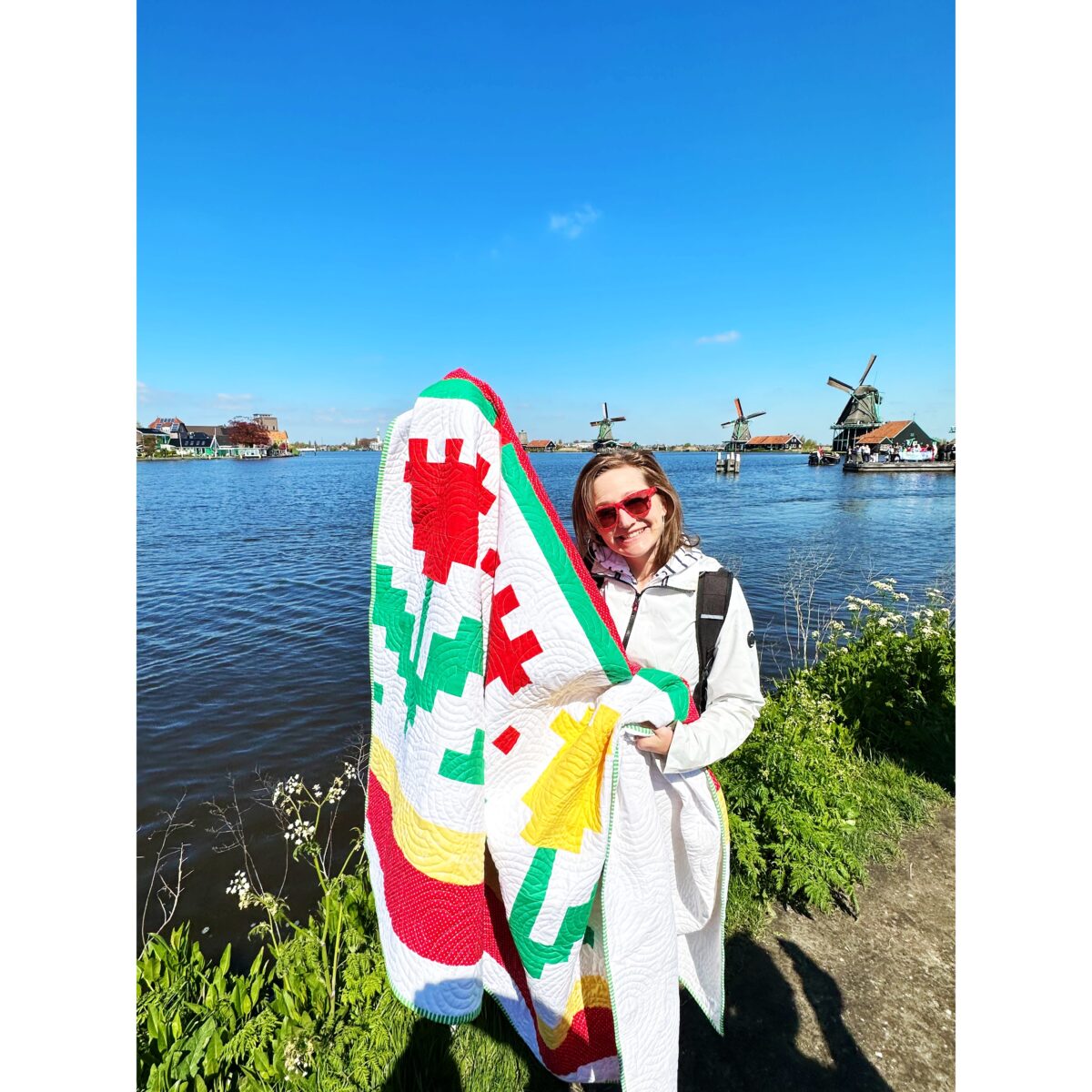 8 Bit Tulip Quilt - Simple Simon and Company